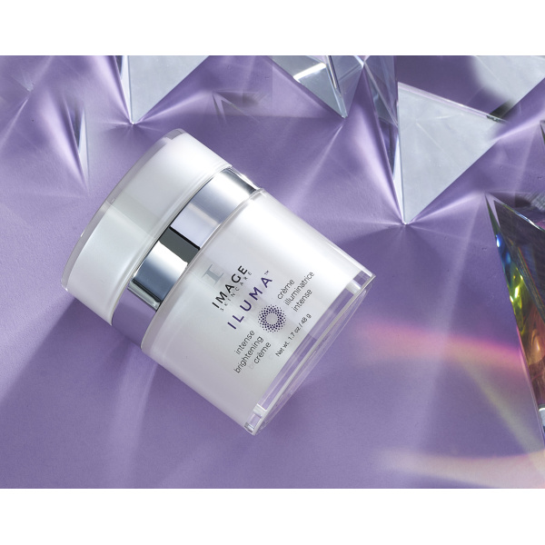 Iluma - Intense Brightening Crème
